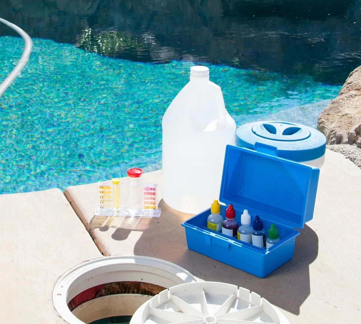 Pool Water Testing Kits & Test Strips | Chlorine, pH & Salt Testers ...