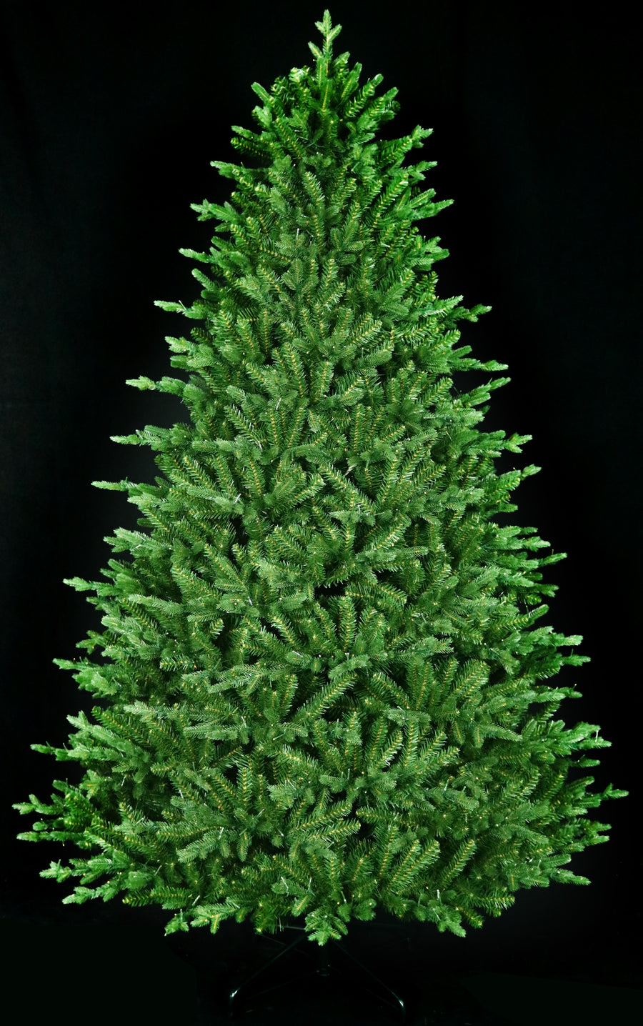 7.5' Northern Fir Artificial Christmas Tree with Starry Lights ...