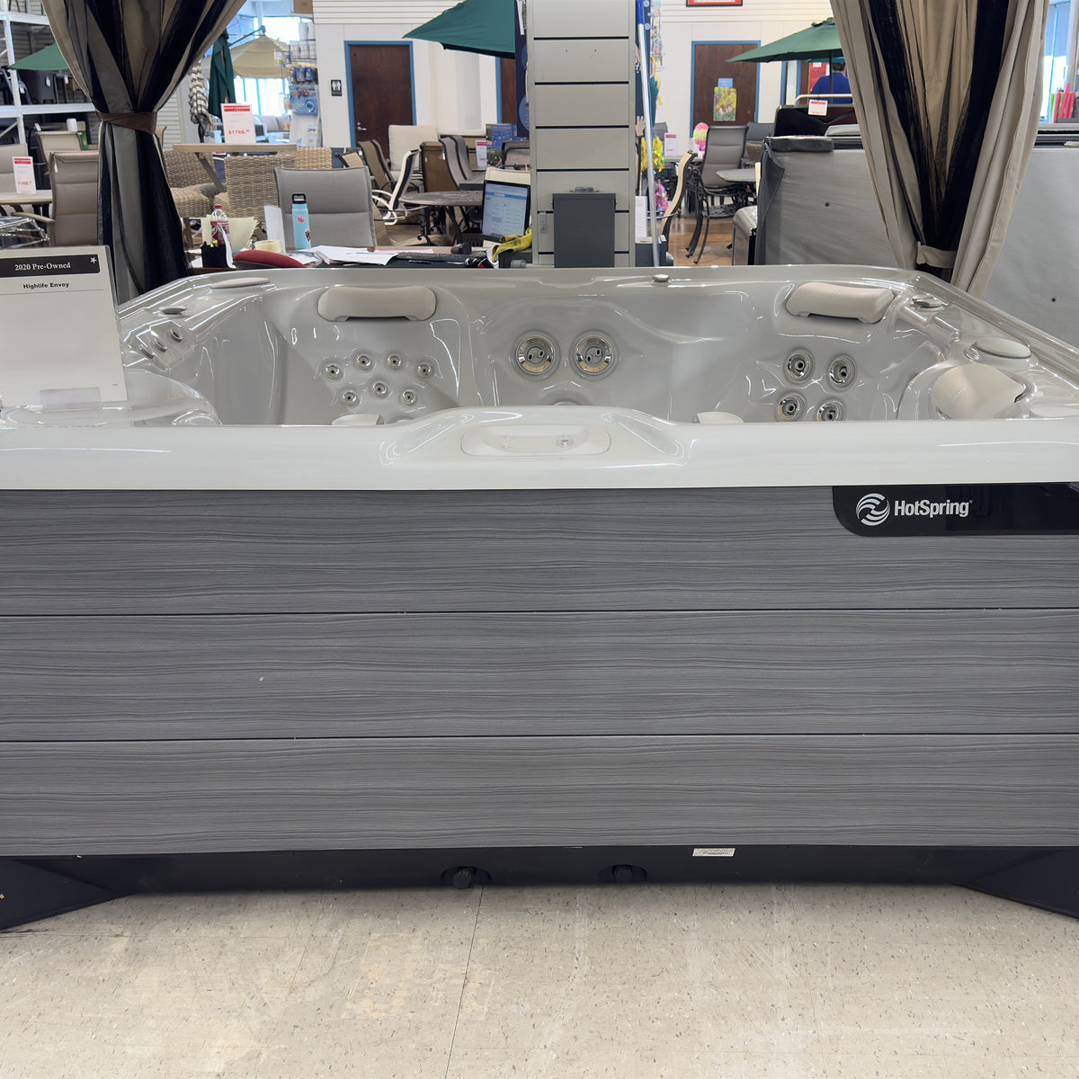 Highlife Envoy Hot Tub | Clearance Hot Tubs | Home Spas – American Sale